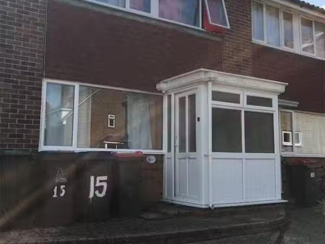 4 bedroom house share for rent in Ramsey Close, CT2