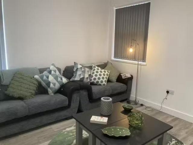 4 bedroom house share for rent in Walgrave Street, Hull, HU5