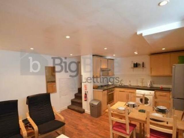 4 bedroom house share for rent in William Street Leeds West Yorkshire LS6
