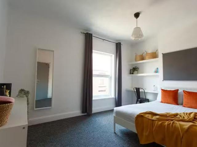4 bedroom house share for rent in Vernon Road, Chester, Cheshi.