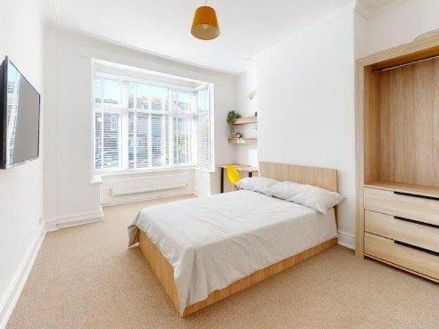 4 bedroom house share to rent