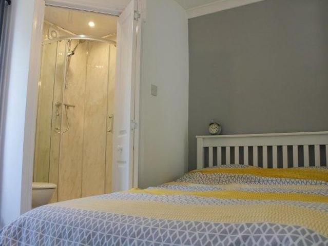 4 bedroom house share to rent