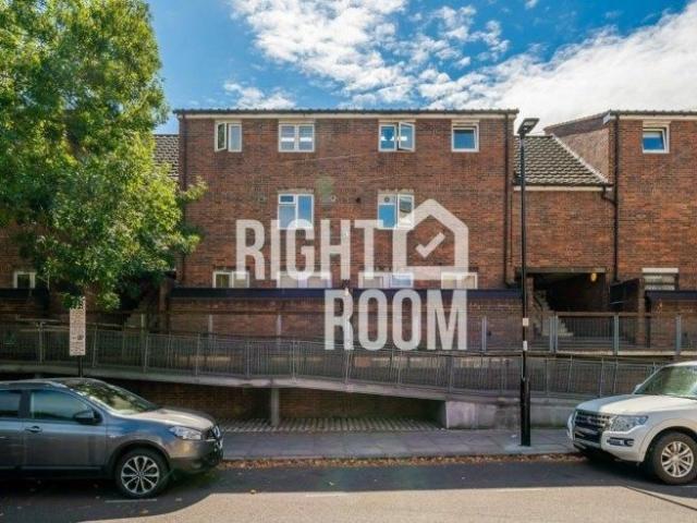 4 bedroom house share to rent