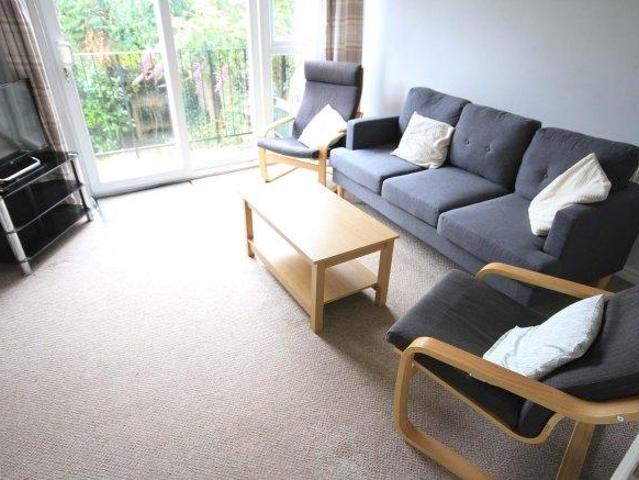 4 bedroom house share to rent