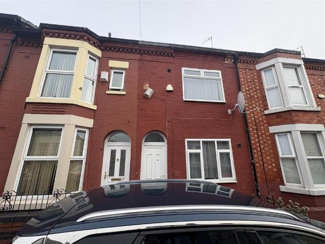 4 bedroom house share to rent
