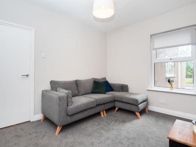 4 bedroom house to rent