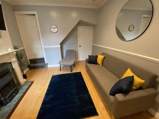 4 bedroom house share to rent