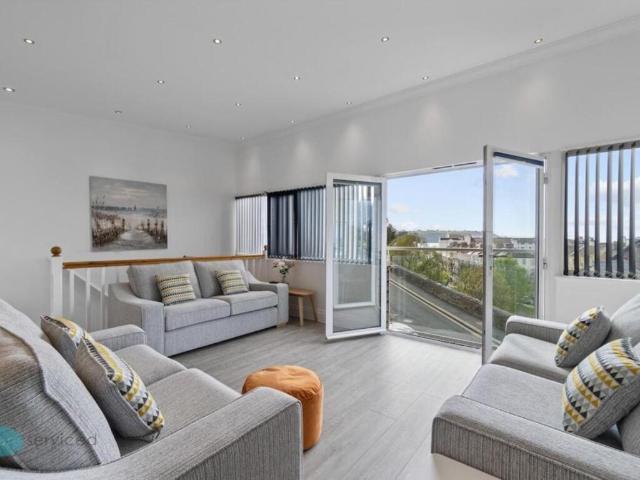 4 bedroom house share to rent
