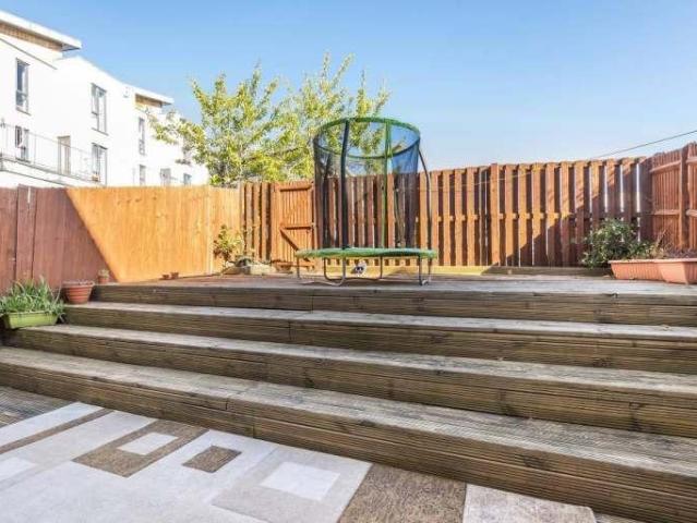 4 bedroom house share to rent