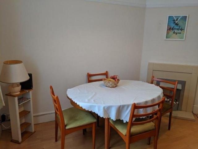 4 bedroom house share to rent
