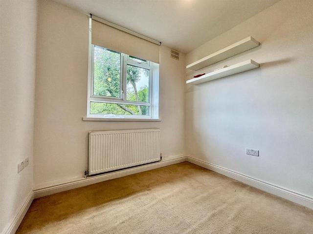 4 bedroom house share to rent
