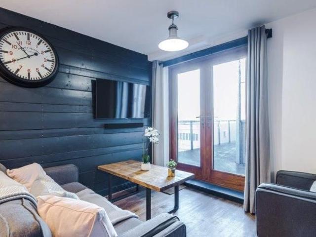 4 bedroom house share to rent