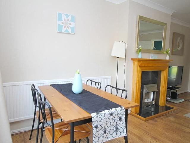 4 bedroom house share to rent