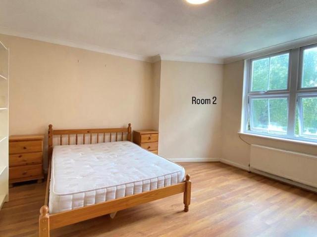 4 bedroom house share to rent