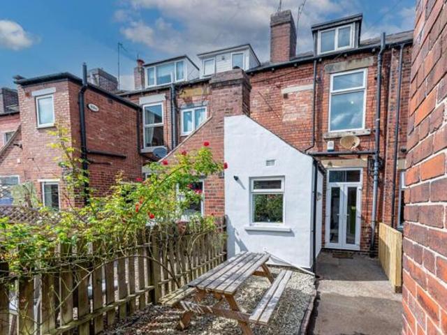 4 Bedroom House Sheffield Sheffield 98205098