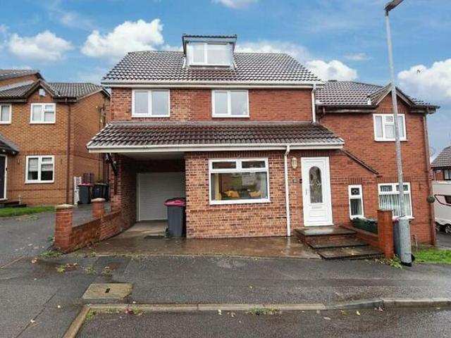 4 Bedroom House Sheffield South Yorkshire 98404455