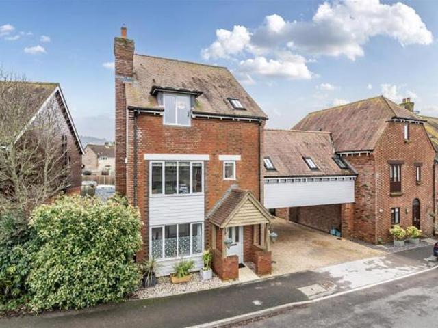 4 Bedroom House Shillingstone Shillingstone 98930172