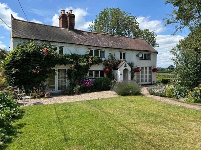 4 Bedroom House Shropshire Shropshire LS98930257