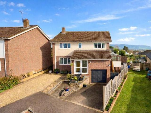 4 Bedroom House Sidmouth Devon 101316106