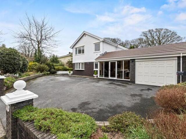 4 Bedroom House Sketty Sketty 101025562