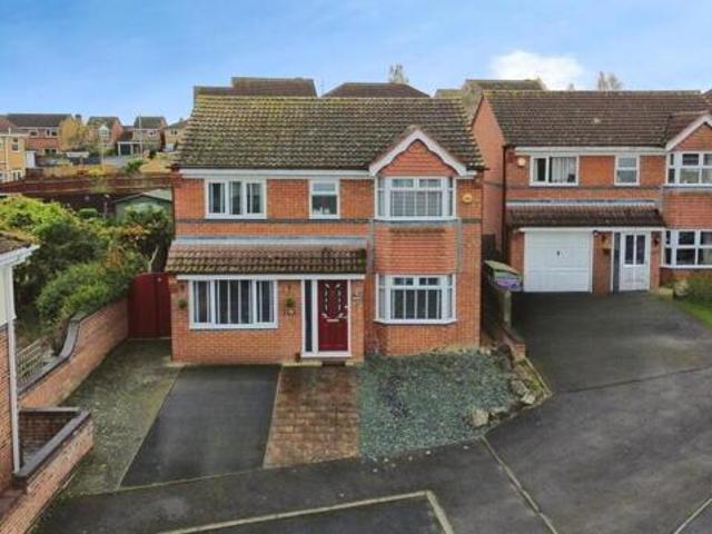4 Bedroom House Sleaford Lincolnshire LS99608576