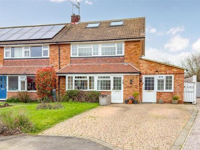 4 Bedroom House St. Albans Hertfordshire 101278094