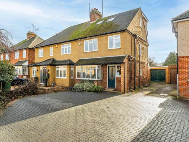 4 Bedroom House St. Albans Hertfordshire 98687383