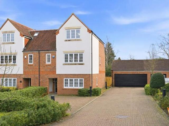 4 Bedroom House St. Albans Hertfordshire 99437370
