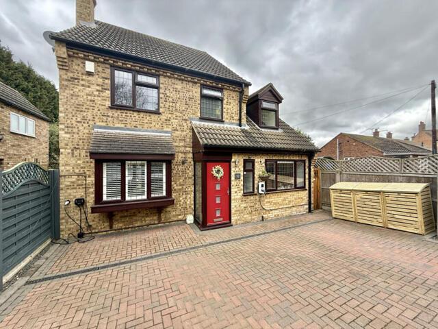 4 Bedroom House St. Neots Cambridgeshire LS101891834