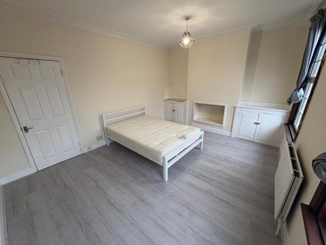 4 Bedroom House – St Pauls Road, Tottenham N17