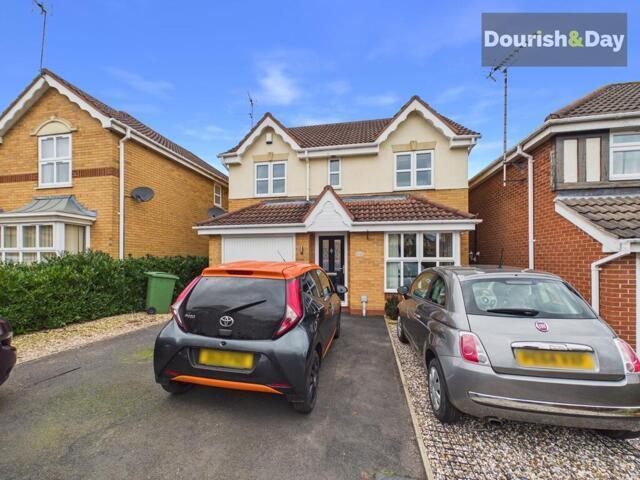 4 Bedroom House Stafford Staffordshire 100023886