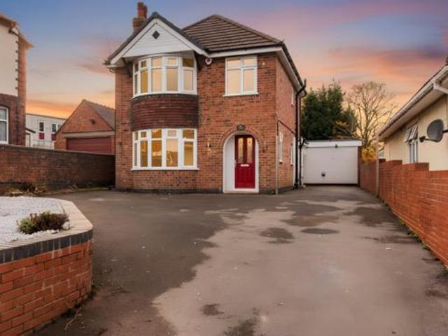 4 Bedroom House Staffordshire Staffordshire LS98903284