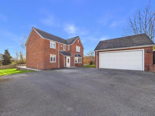 4 Bedroom House Stanley Derbyshire LS100541017