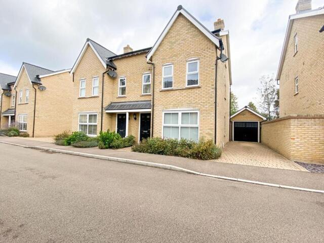4 Bedroom House Stapleford Stapleford LS100733546