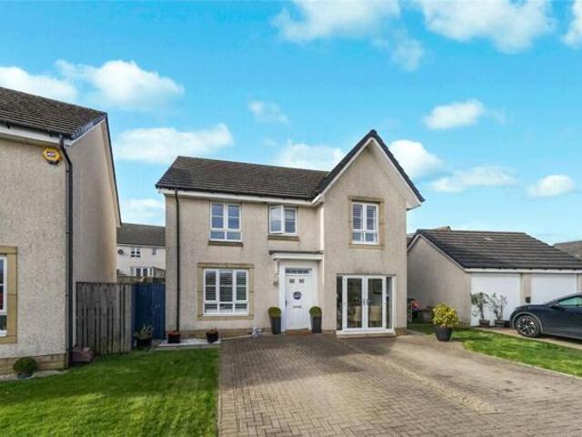 4 Bedroom House Stirling Stirling LS101743335