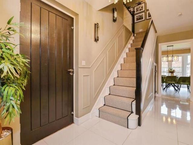 4 Bedroom House Stockton On Tees Durham 98903401