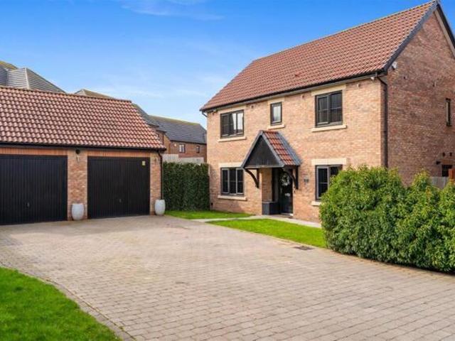 4 Bedroom House Stockton On Tees Stockton on Tees LS100733716