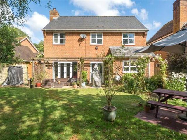 4 Bedroom House Stockbridge Hampshire 100649305
