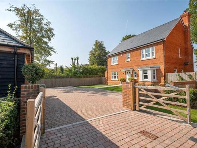 4 Bedroom House Stockbridge Hampshire 100854814