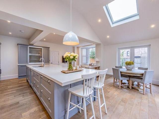 4 Bedroom House Stockport Stockport 100917633