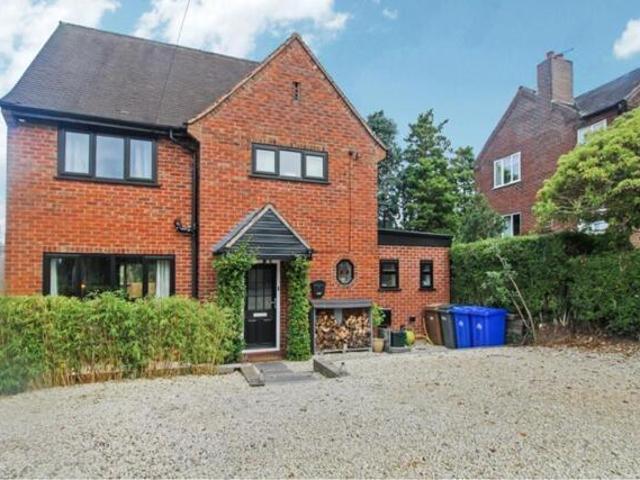4 Bedroom House Stoke On Trent Stoke On Trent 98903239