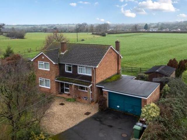 4 Bedroom House Stonehouse Gloucestershire 100058338