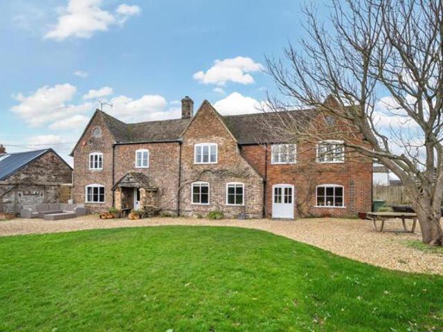4 Bedroom House Stonehouse Gloucestershire 101119444