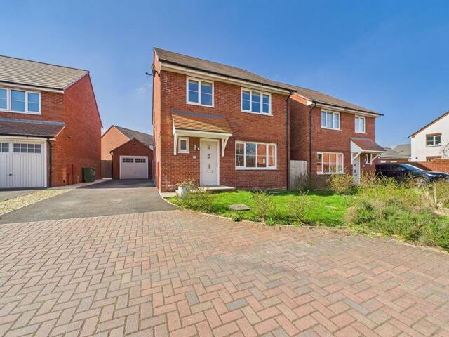 4 Bedroom House Stonehouse Gloucestershire 99237110
