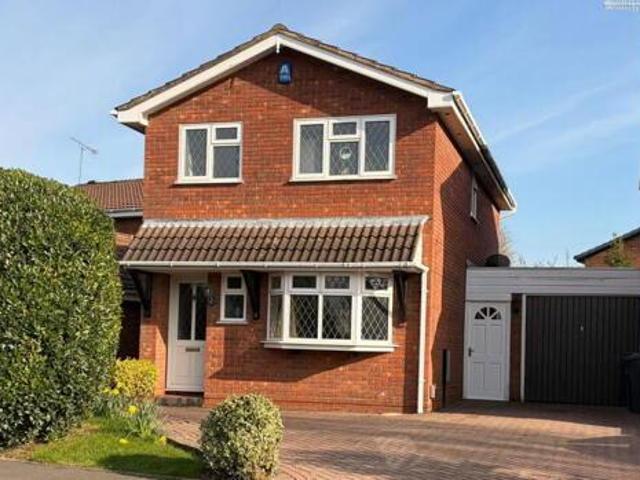 4 Bedroom House Stourbridge Dudley 101676129