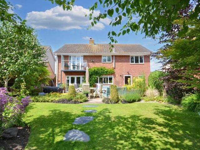 4 Bedroom House Strensham Strensham LS99161767