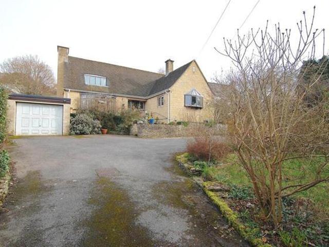 4 Bedroom House Stroud Gloucestershire 100541120