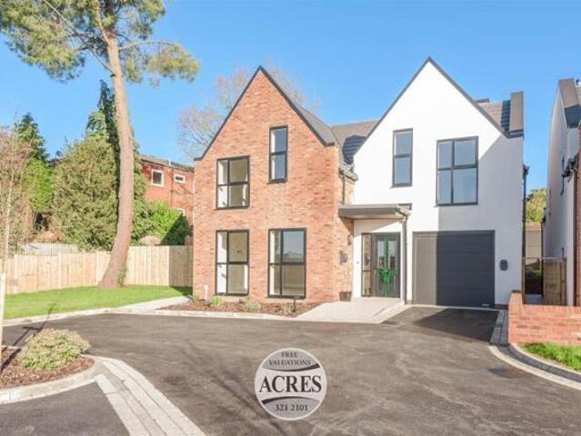 4 Bedroom House Sutton Coldfield West Midlands LS98969255