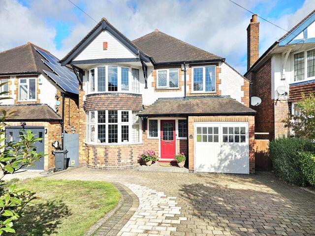 4 Bedroom House Sutton Coldfield Birmingham LS100578972