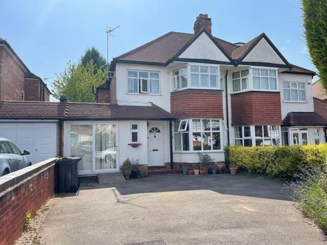 4 Bedroom House Sutton Coldfield Birmingham LS98718122